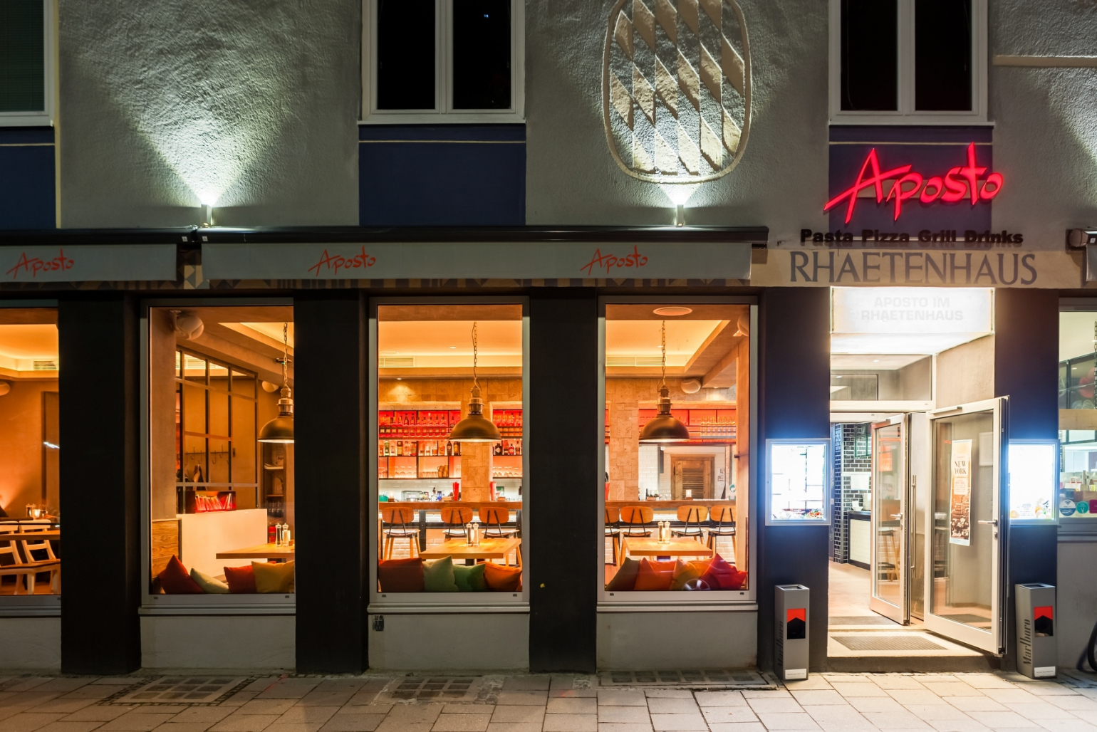 Aposto Restaurant - dreamTeam* Production